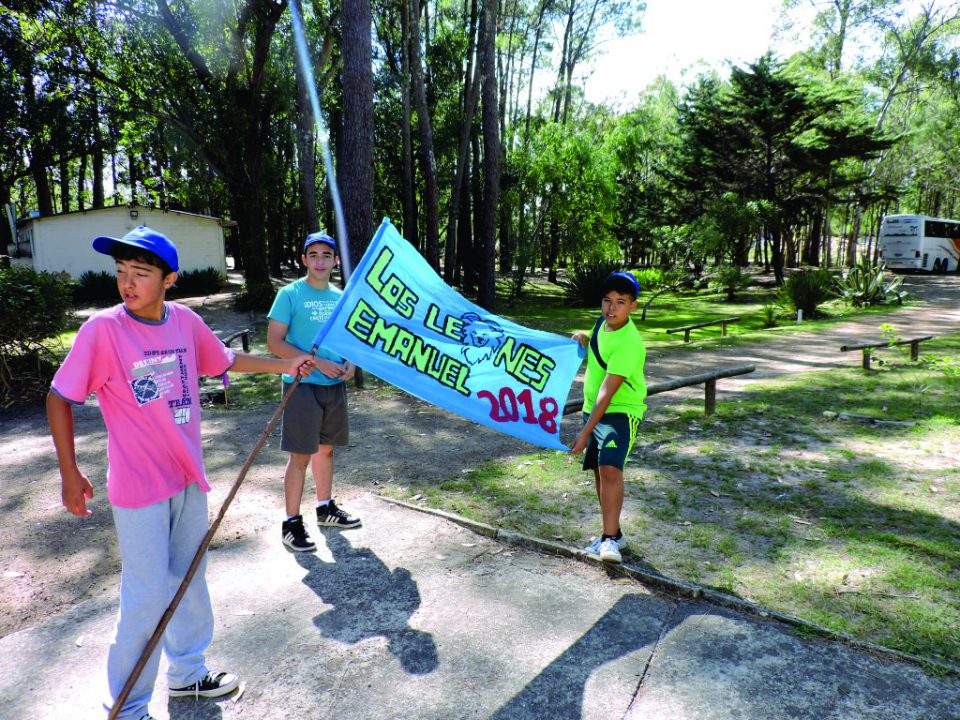 Campamento Emanuel UY – "…Todo para la gloria de Dios"
